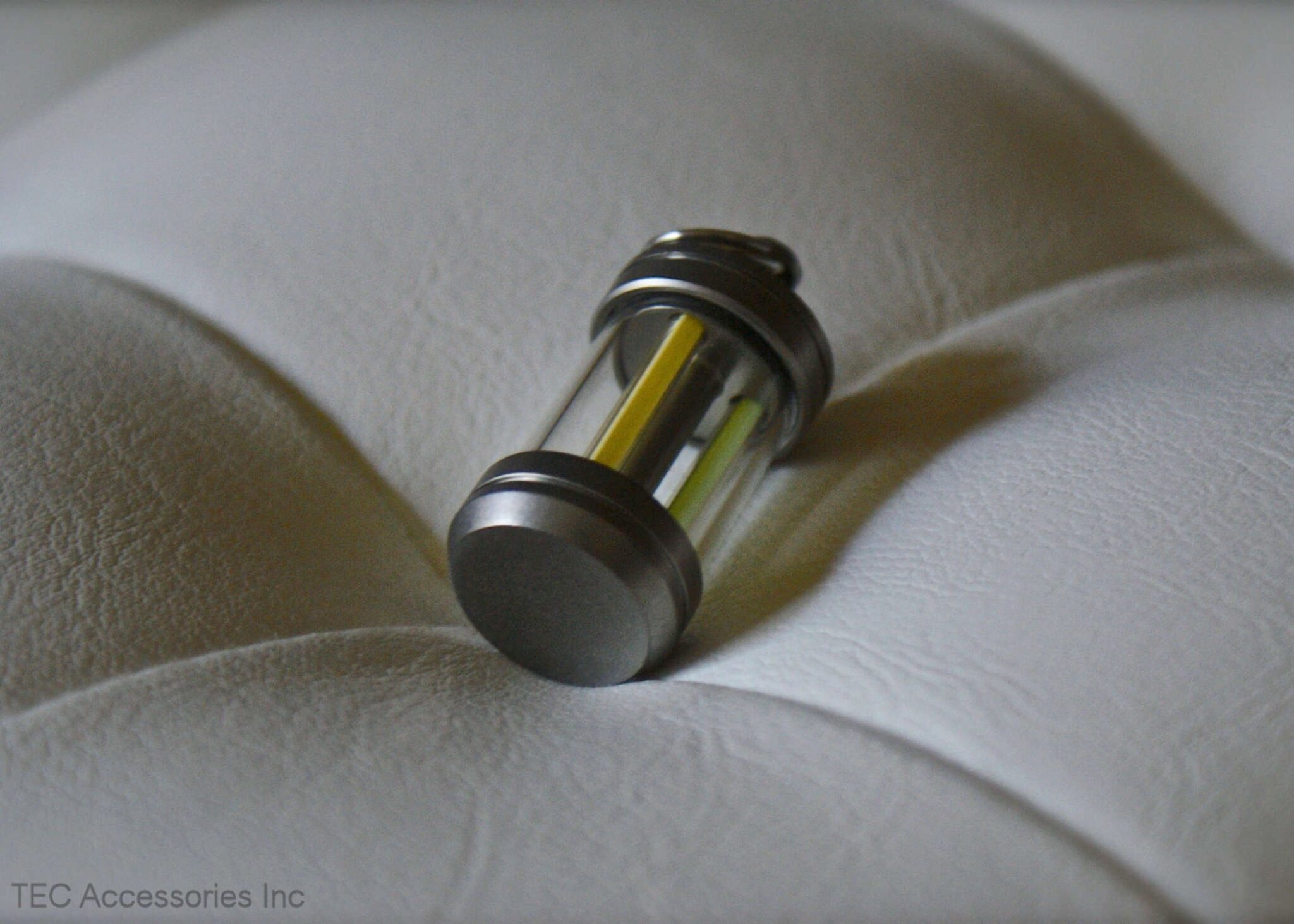 TEC-T323-3W Isotope REACTOR Tritium Fob – (with 3 Tritium Vials) – Tritium